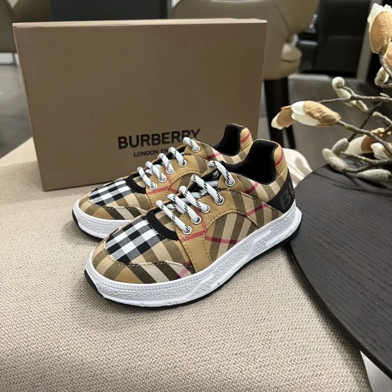 BURBERRY SHOES