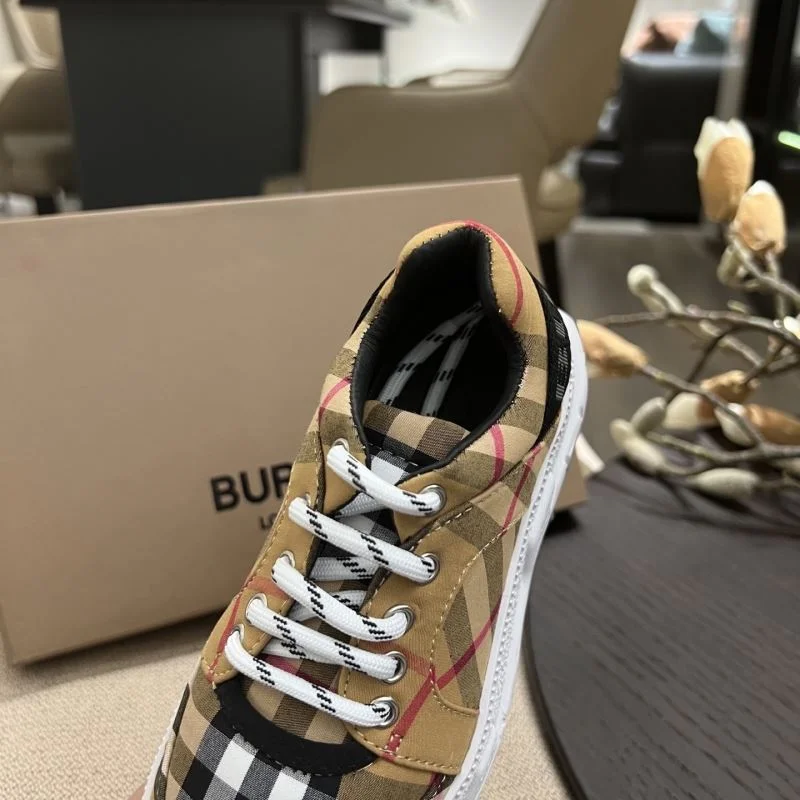 Low-cost BURBERRY SHOES