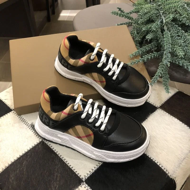 BURBERRY SHOES
