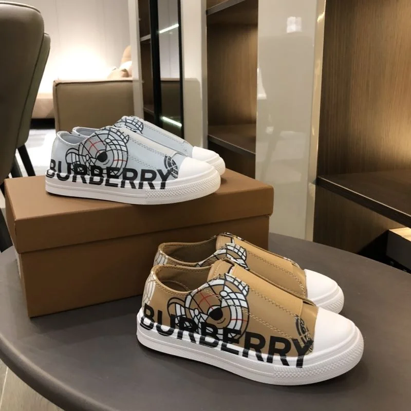 Indistinguishable BURBERRY SHOES