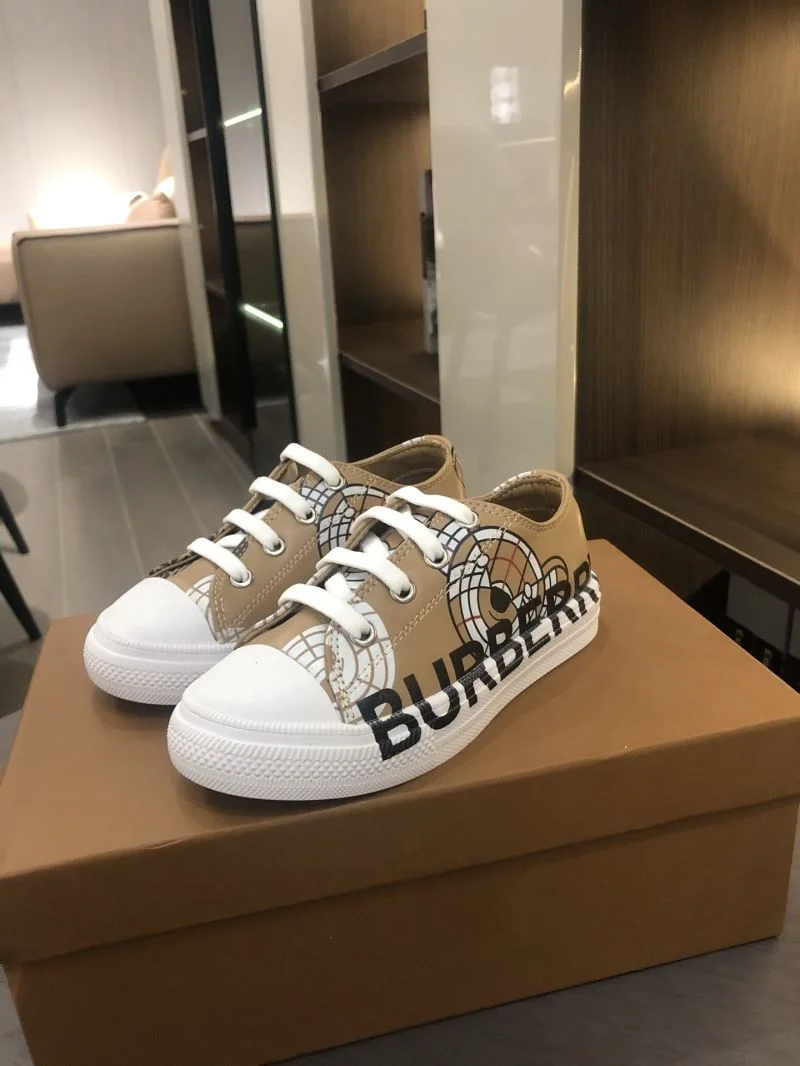 BURBERRY SHOES