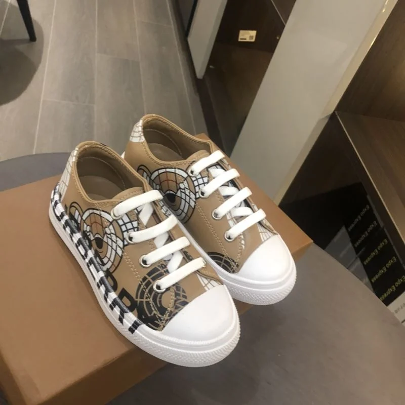 High fidelity BURBERRY SHOES