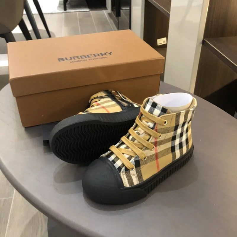 Brand-authenticated BURBERRY SHOES