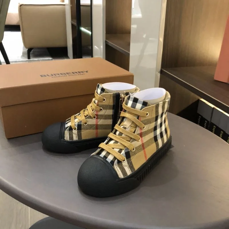 Brand-authenticated BURBERRY SHOES