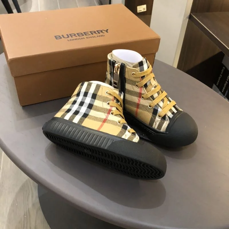 Brand-authenticated BURBERRY SHOES