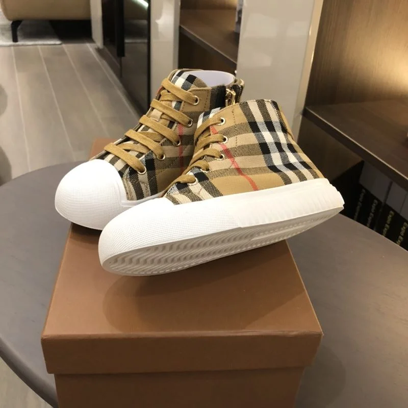 Factory-made BURBERRY SHOES