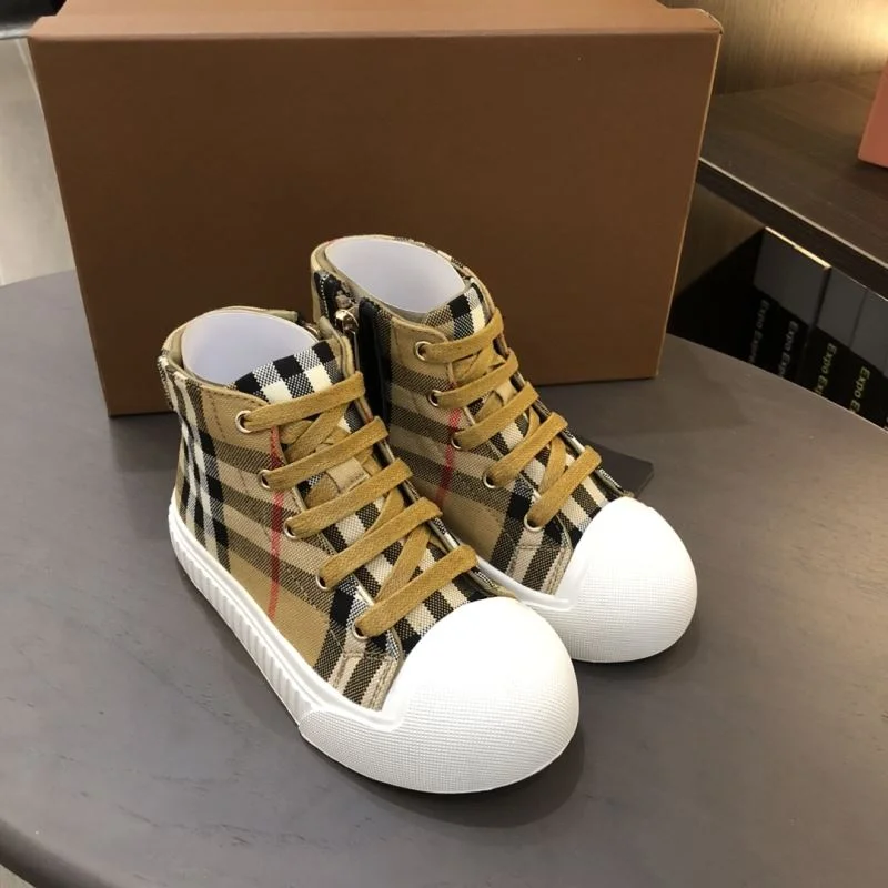 Factory-made BURBERRY SHOES