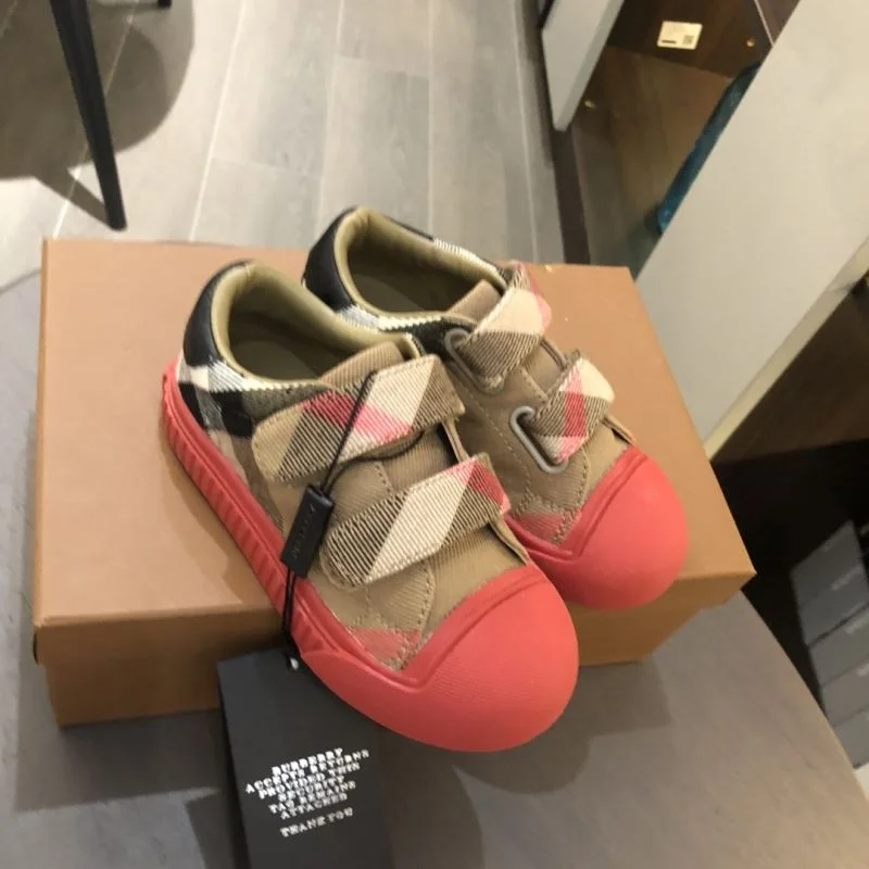 Discounted BURBERRY SHOES