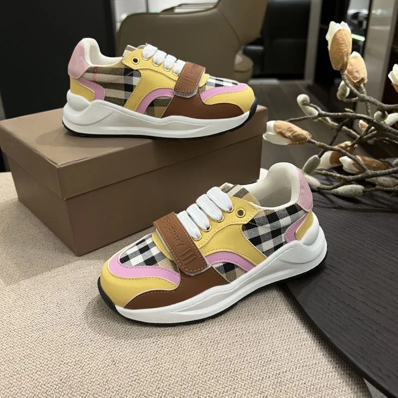 Bargain BURBERRY SHOES