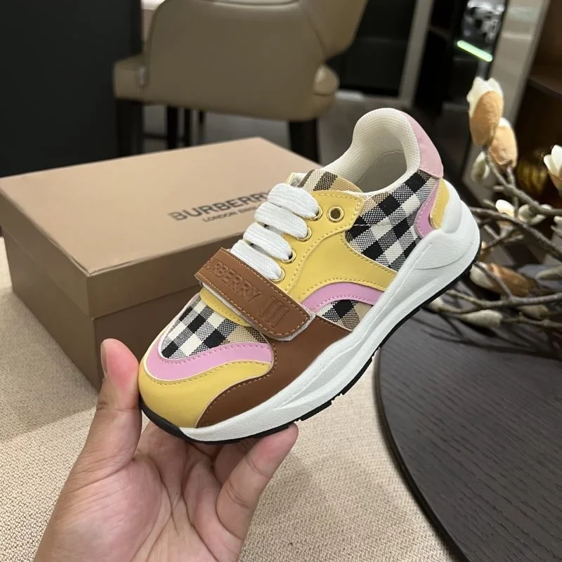 Bargain BURBERRY SHOES