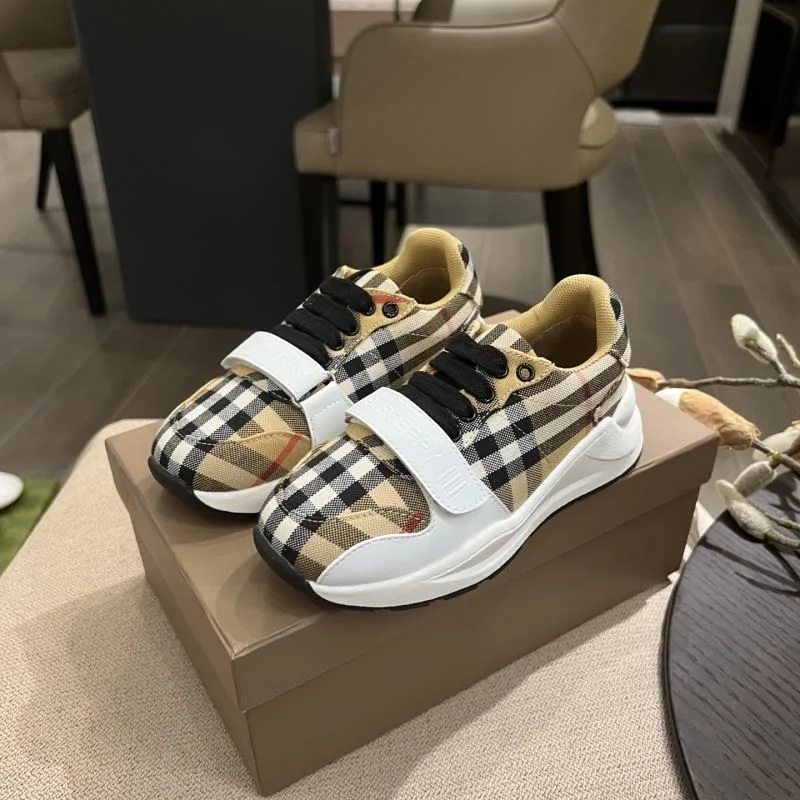 BURBERRY SHOES