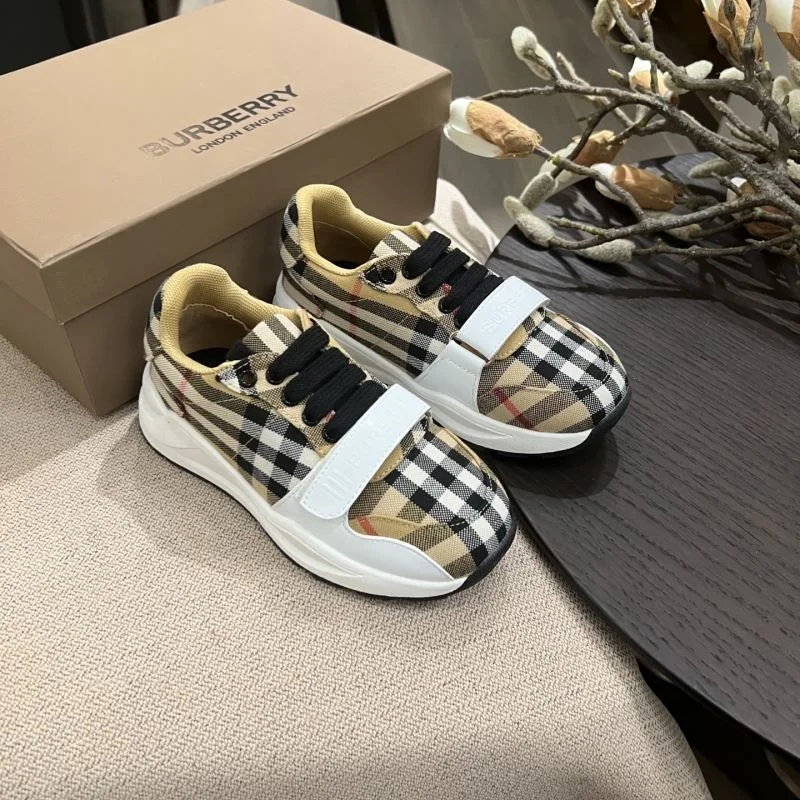 Low-cost BURBERRY SHOES