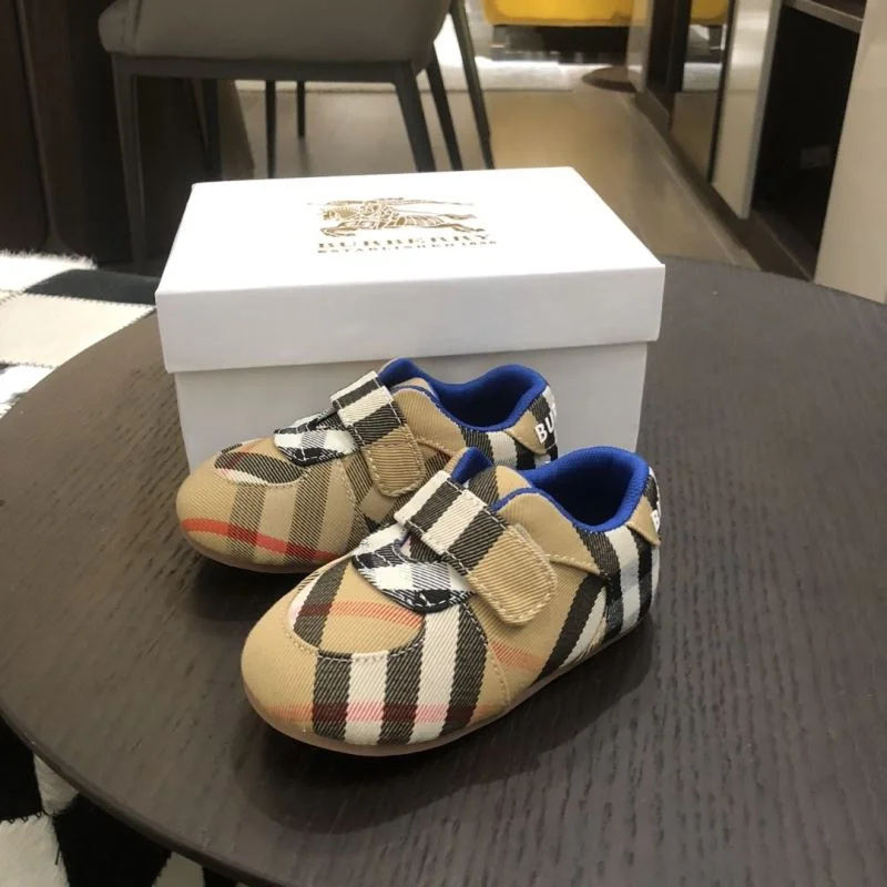 High accuracy BURBERRY SHOES