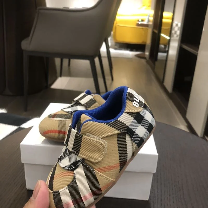 High accuracy BURBERRY SHOES