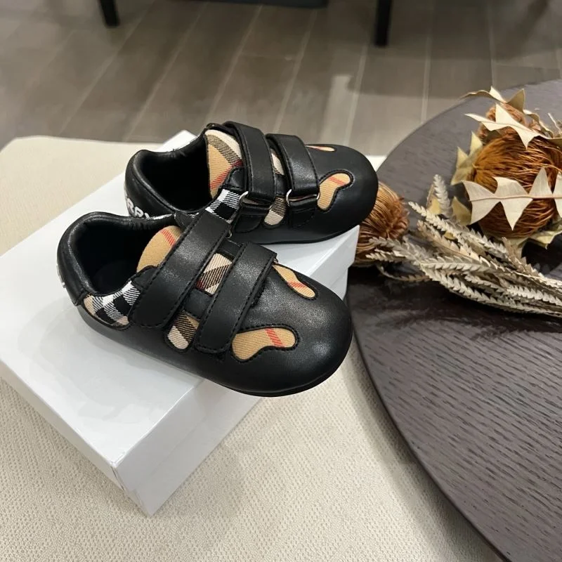 BURBERRY SHOES