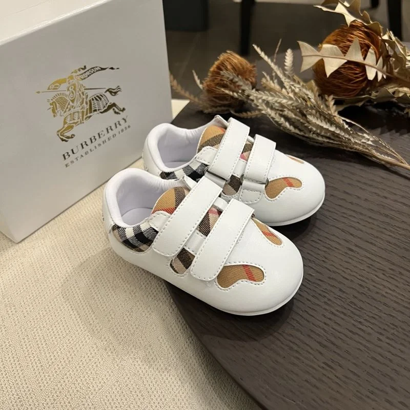 BURBERRY SHOES
