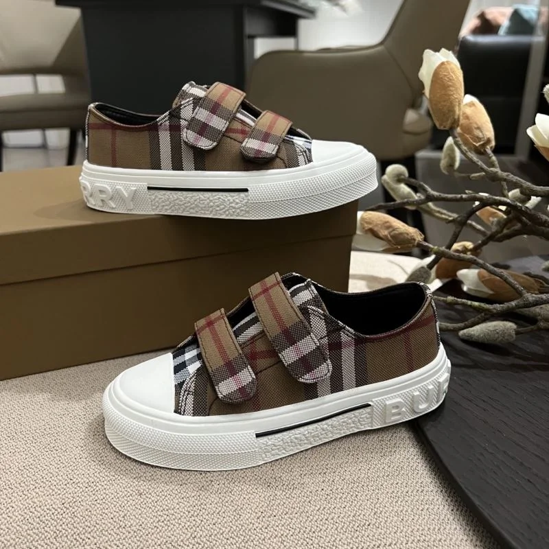 Low-cost BURBERRY SHOES
