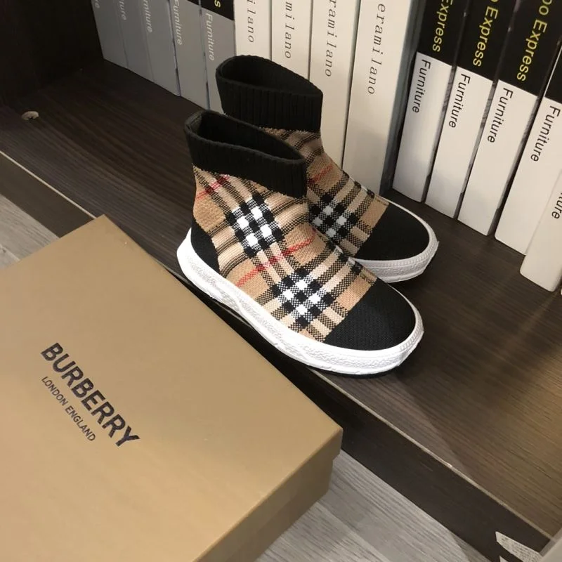 BURBERRY SHOES