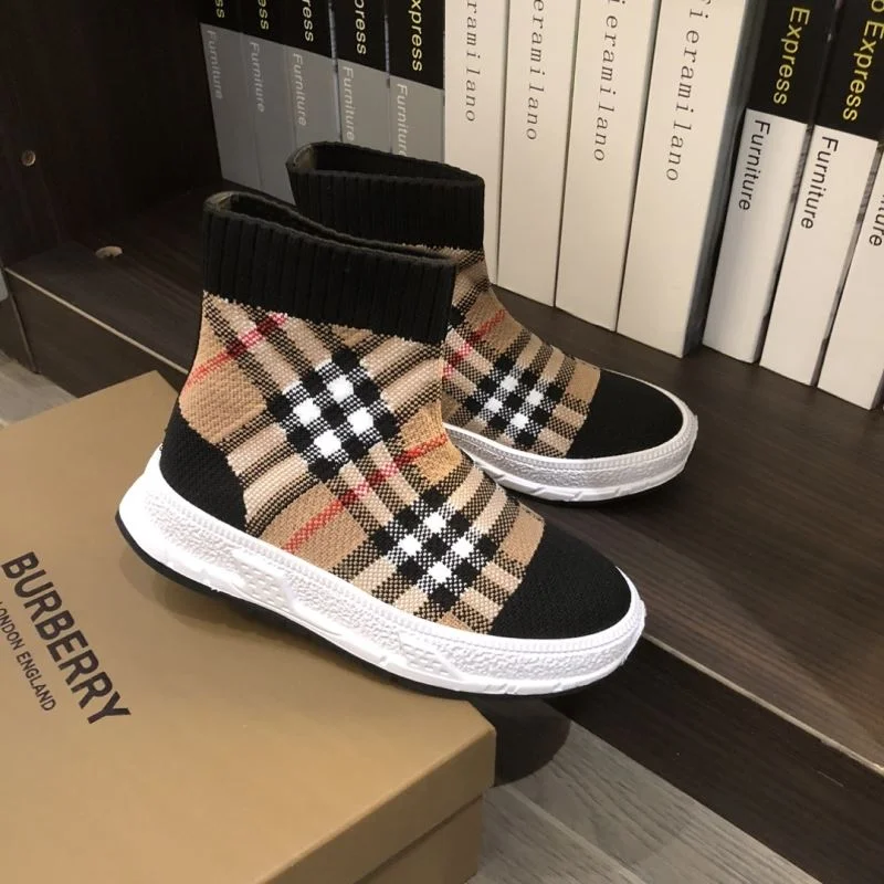High accuracy BURBERRY SHOES