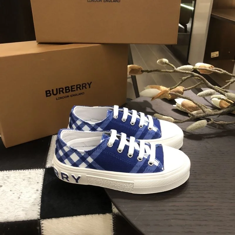 BURBERRY SHOES