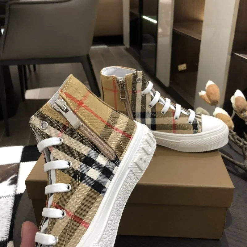 Bargain BURBERRY SHOES