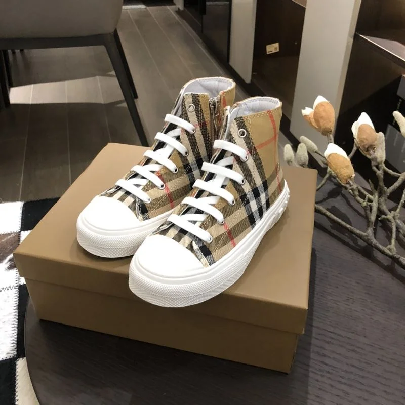 Bargain BURBERRY SHOES