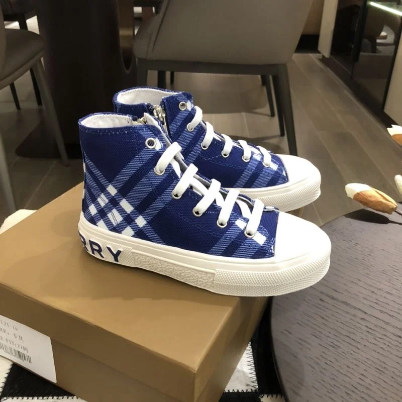 BURBERRY SHOES