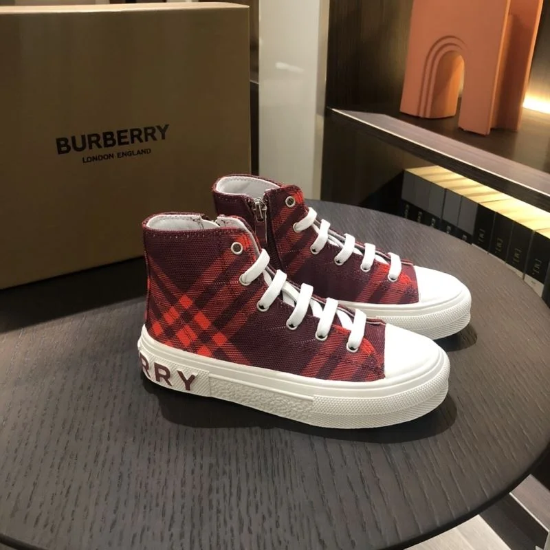 BURBERRY SHOES