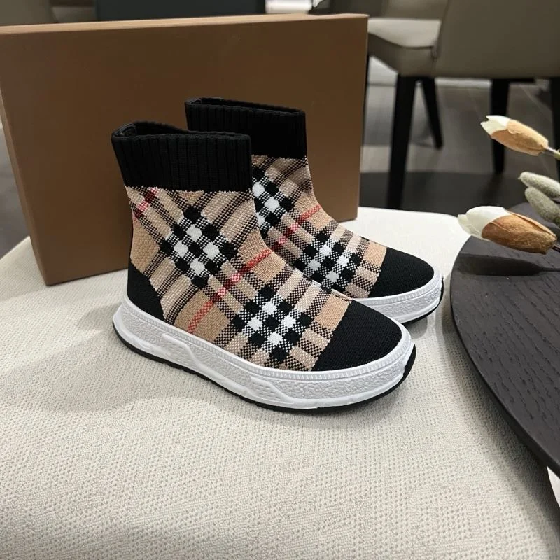 BURBERRY SHOES