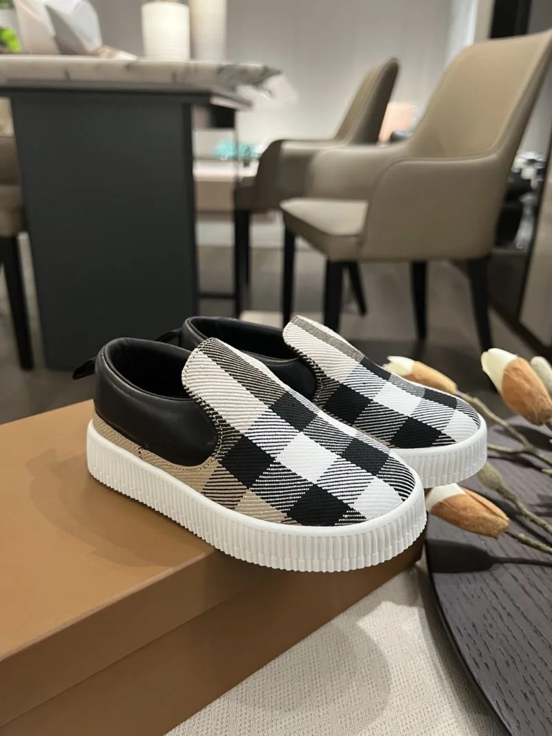 BURBERRY SHOES