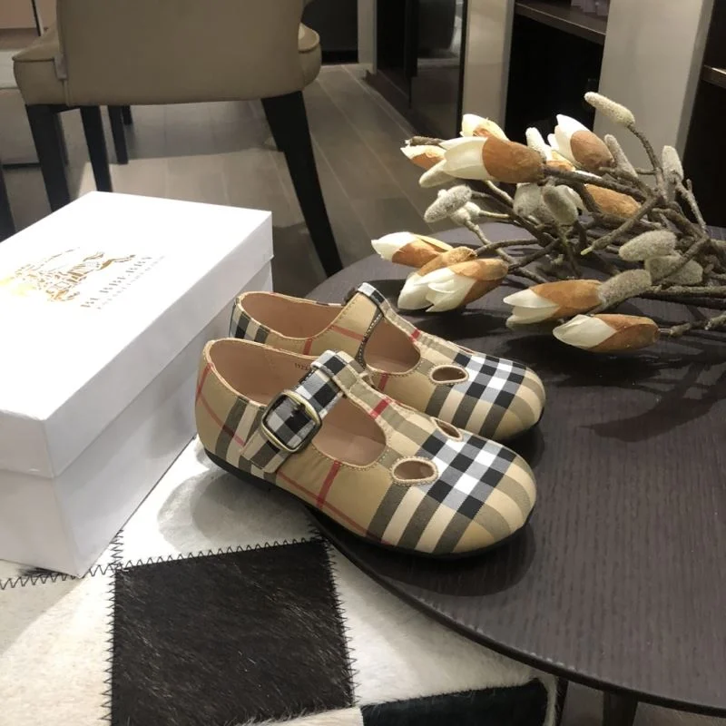 Factory-made BURBERRY SHOES