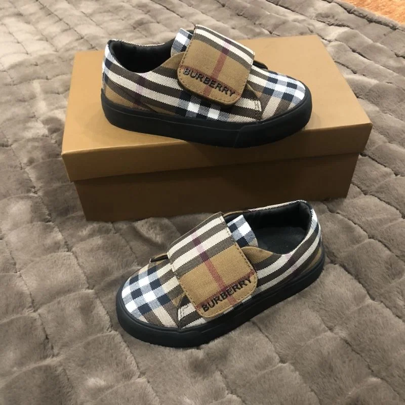Cut-rate BURBERRY SHOES