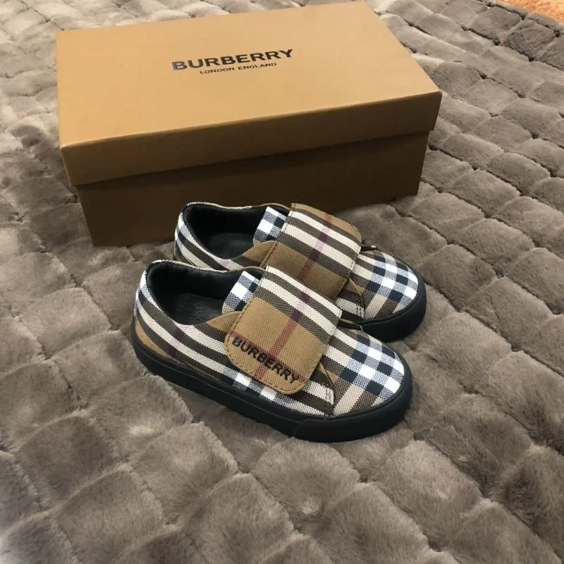 Cut-rate BURBERRY SHOES