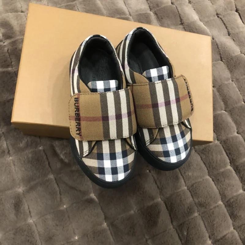 Cut-rate BURBERRY SHOES