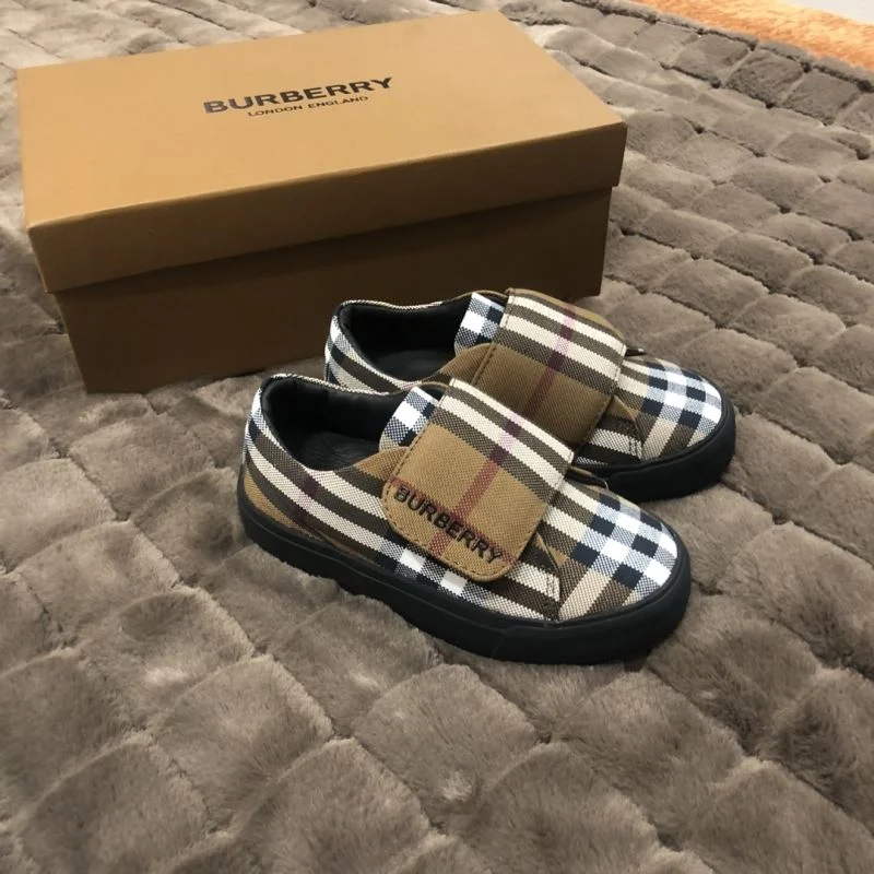 Cut-rate BURBERRY SHOES