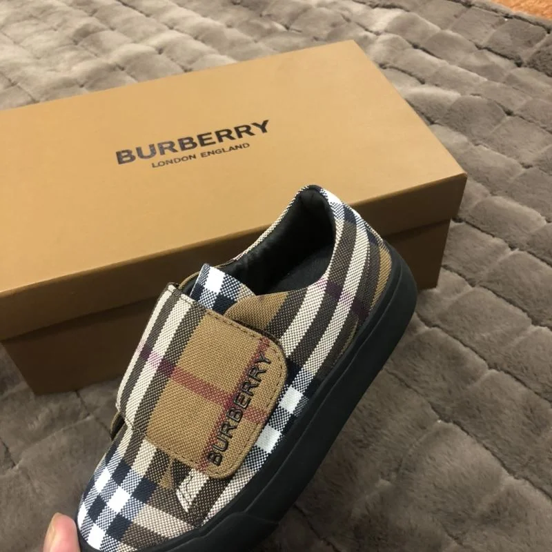 Cut-rate BURBERRY SHOES