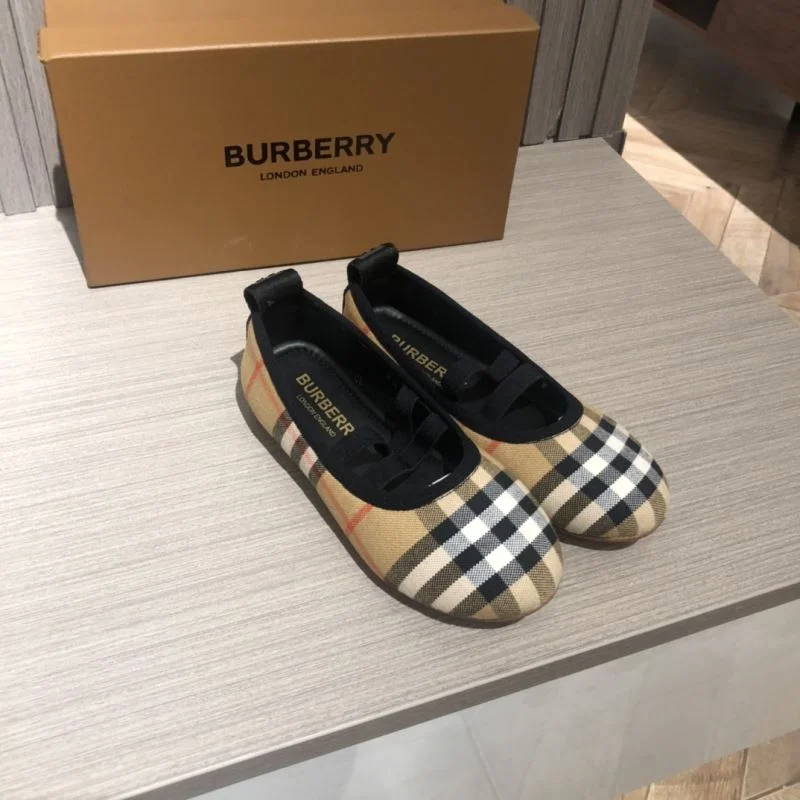 BURBERRY SHOES