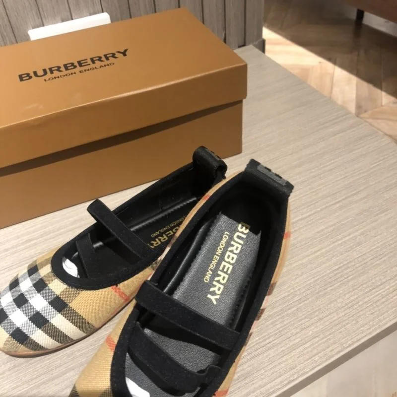 High fidelity BURBERRY SHOES