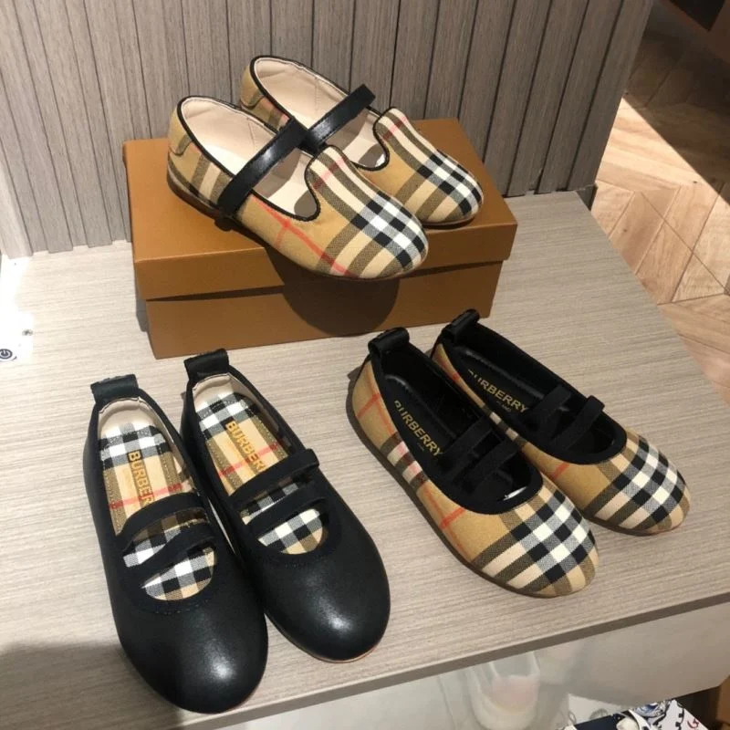 High fidelity BURBERRY SHOES