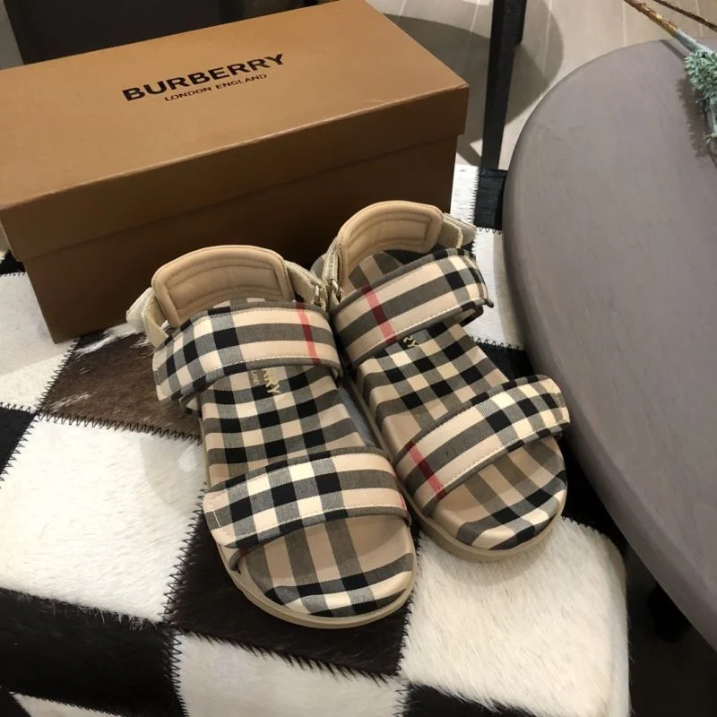 BURBERRY SHOES