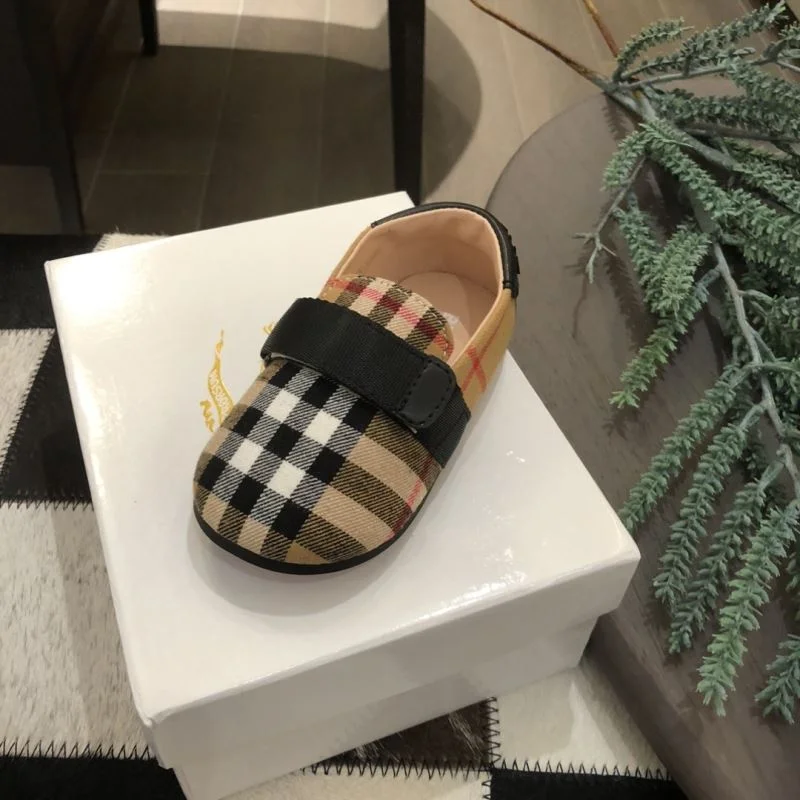 Cut-rate BURBERRY SHOES