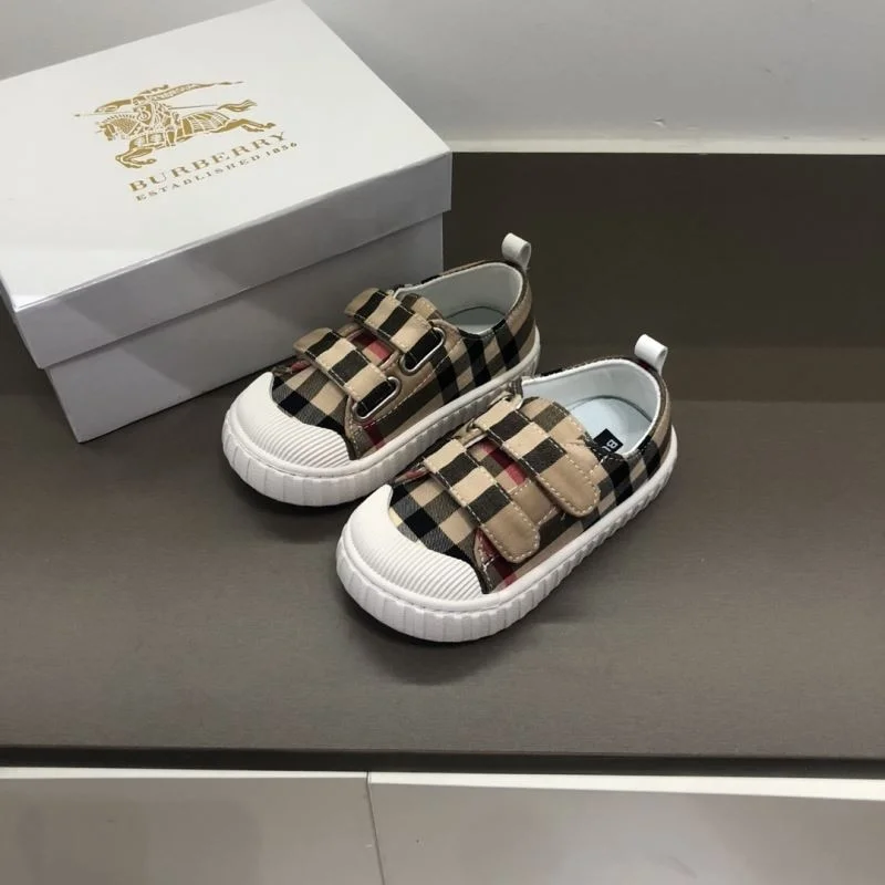 BURBERRY SHOES