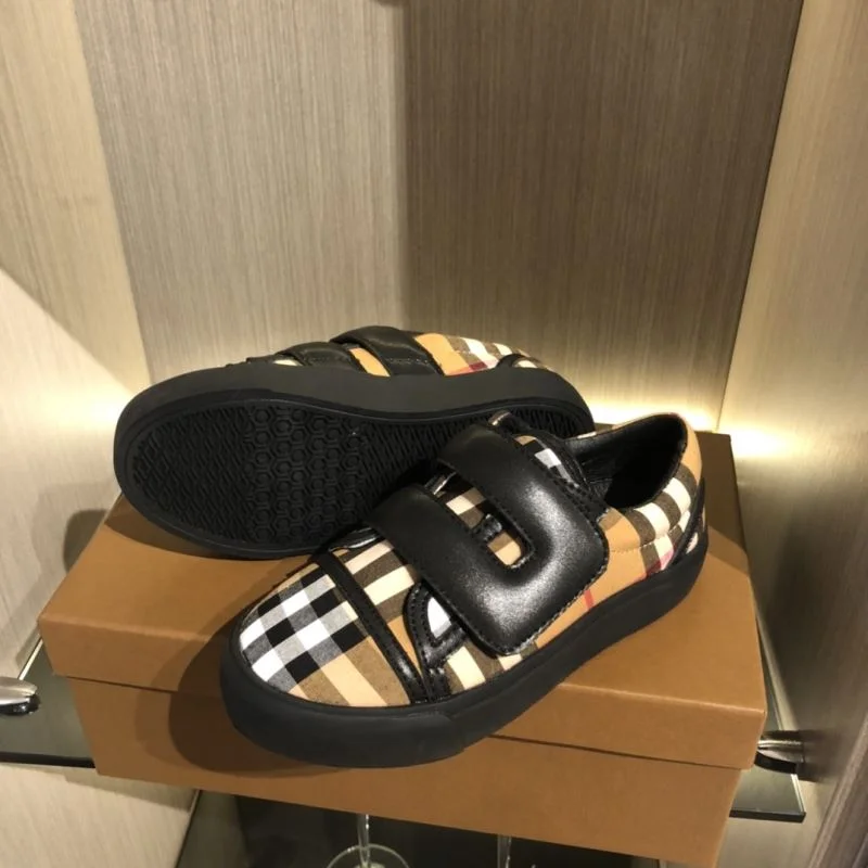 High fidelity BURBERRY SHOES