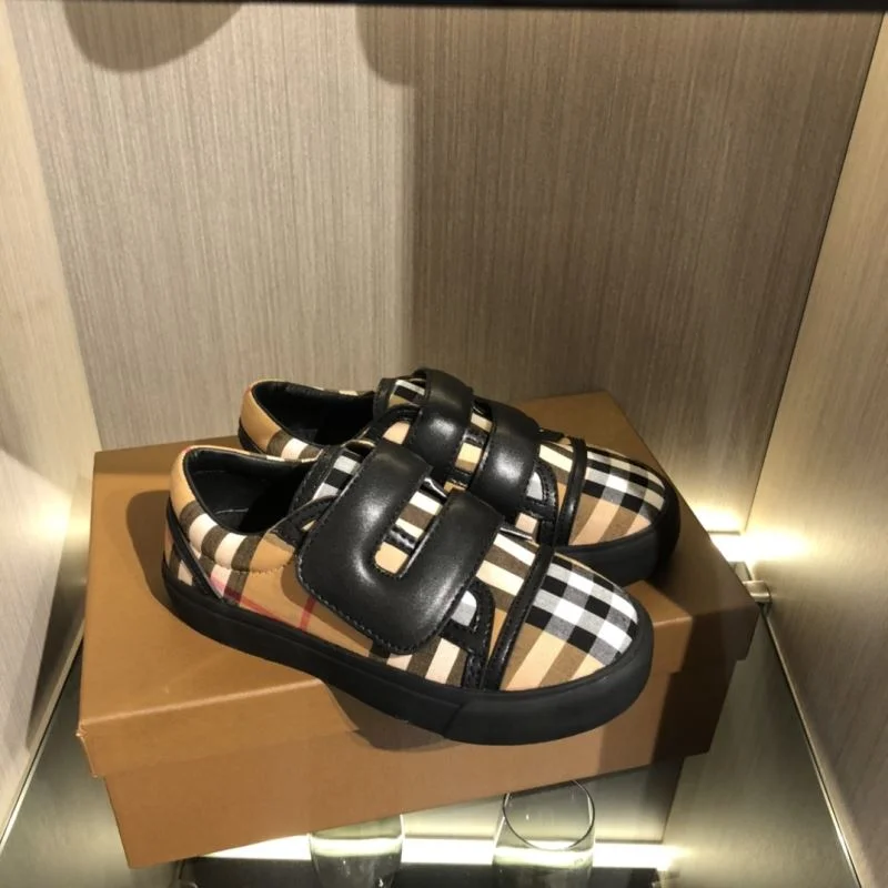 High fidelity BURBERRY SHOES