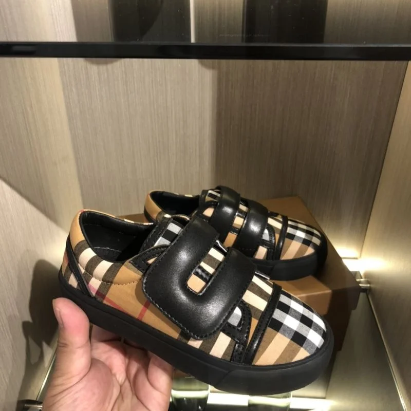 High fidelity BURBERRY SHOES