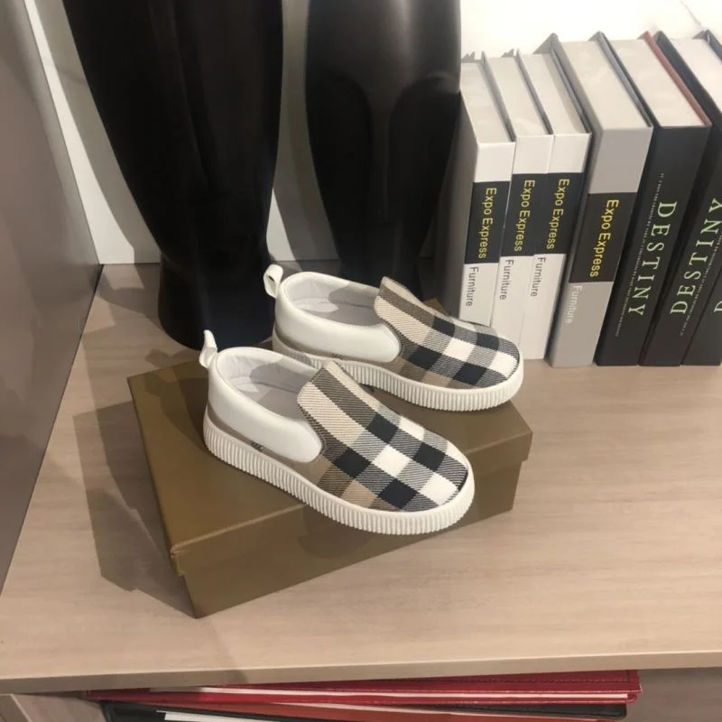 Legit BURBERRY SHOES