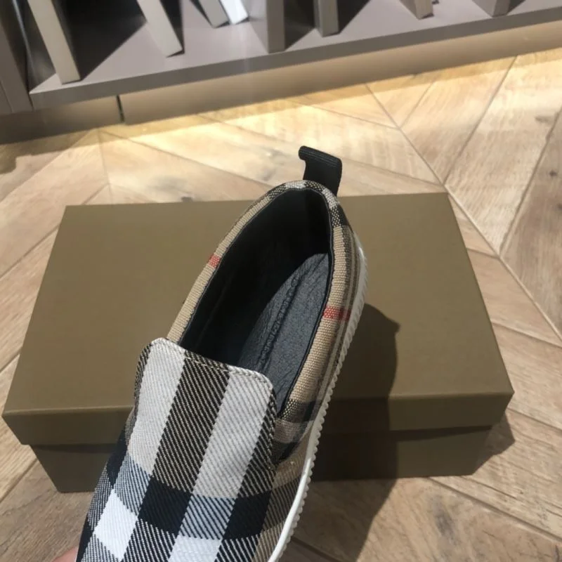 Original BURBERRY SHOES