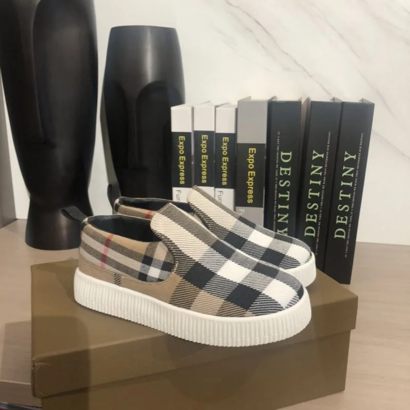 Original BURBERRY SHOES