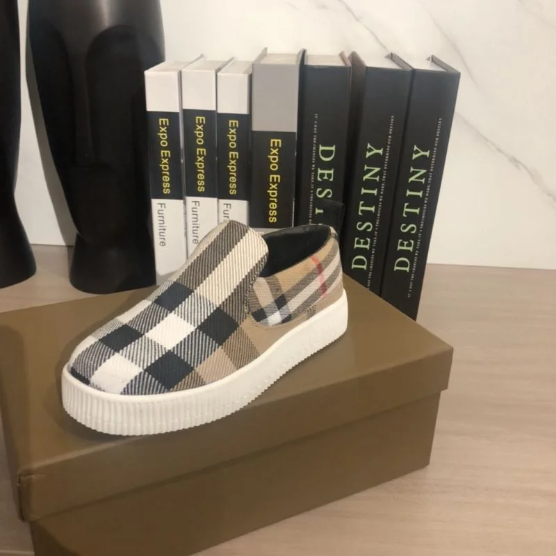 Original BURBERRY SHOES