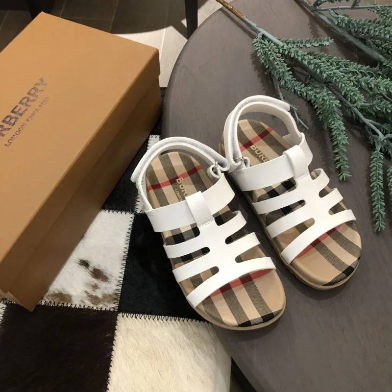 BURBERRY SHOES